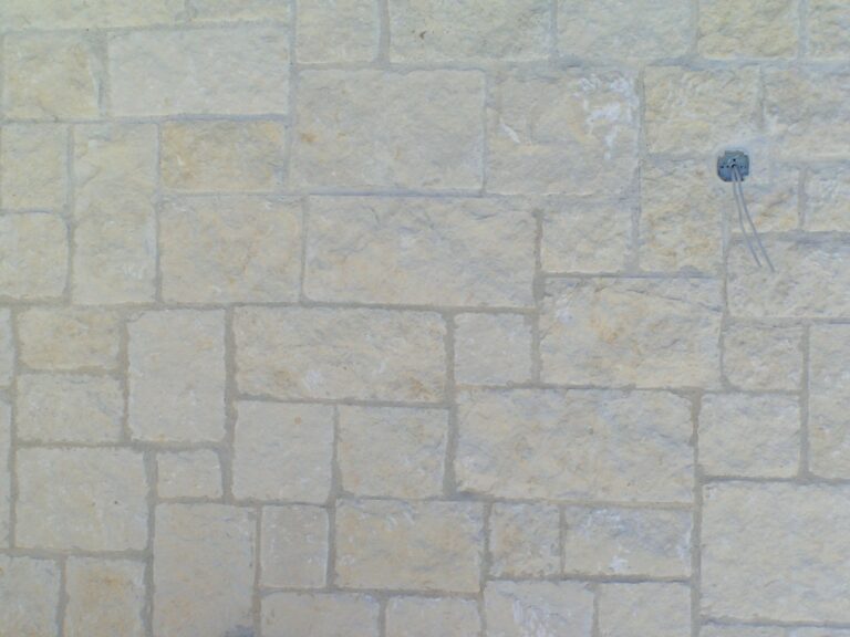 Austin Cream Limestone - Metro Brick & Stone Co